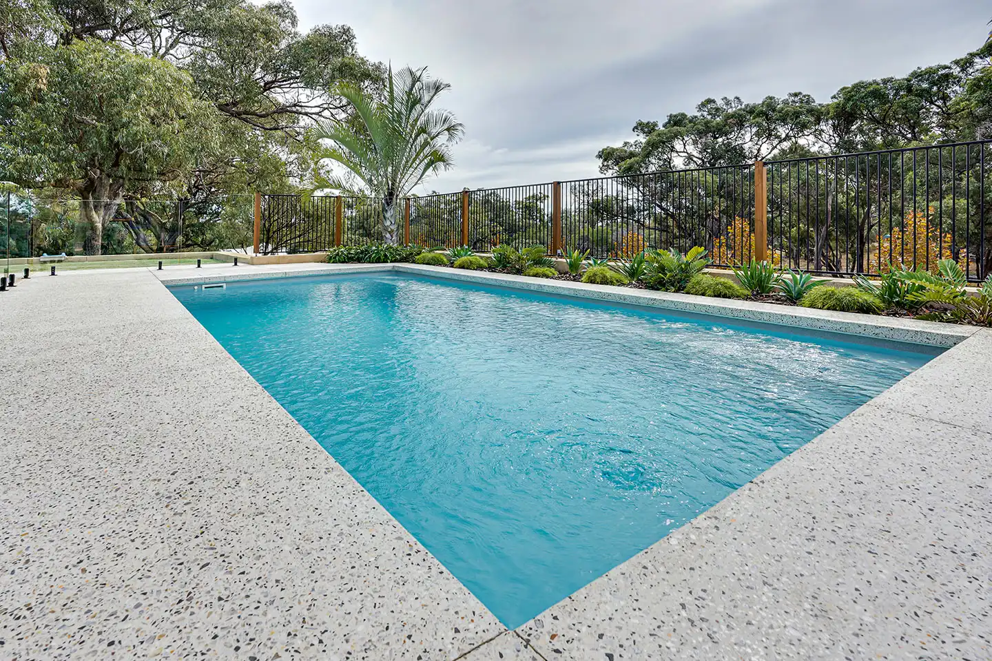 Aqua Technics Canada - Fibreglass Swimming Pools